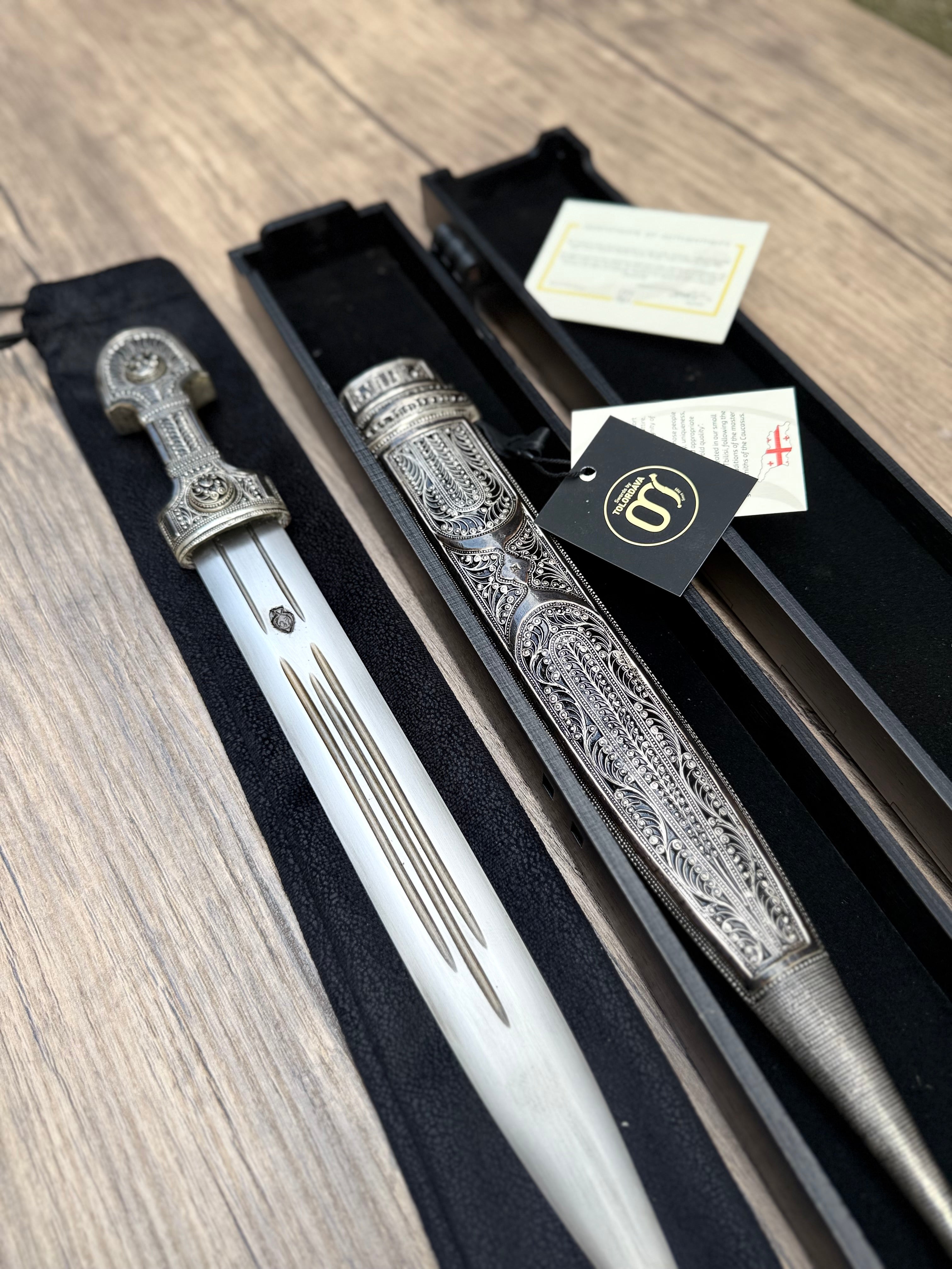 ხანჯალი (005) – Tolordava Swords